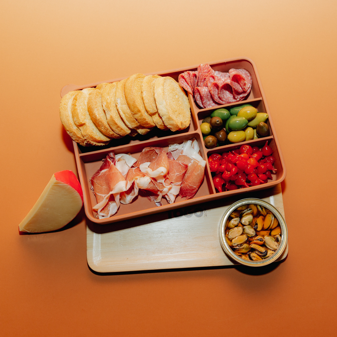 THE OUTDOOR PLATTERS – TOGOSUN